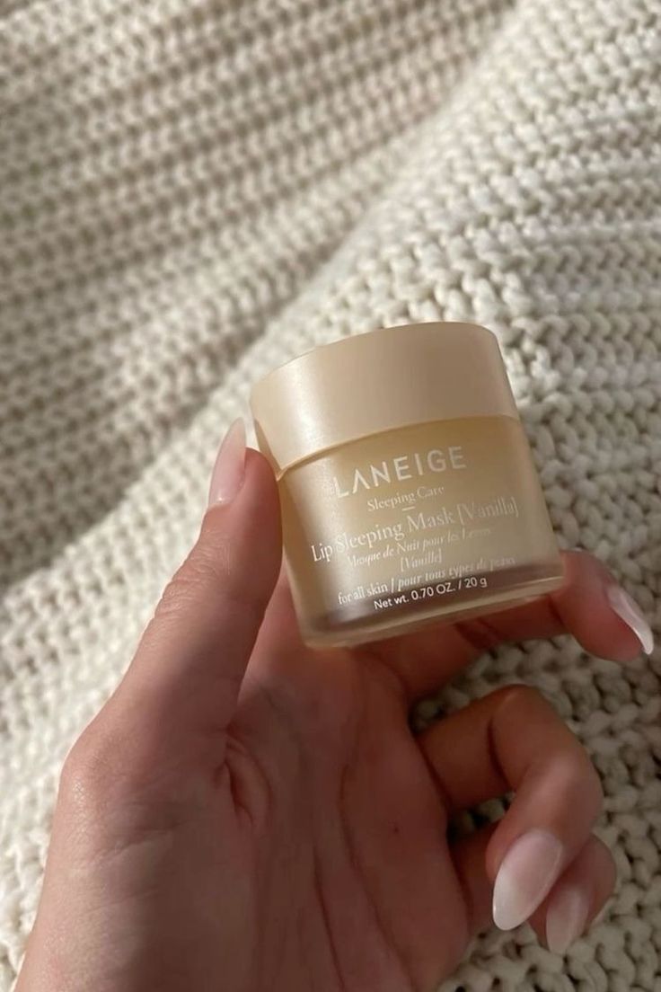 @Estensaas (Elise⭐️) - Christmas gifts for HER 🎄🎧🥥🧘🏼‍♀️ - Benable